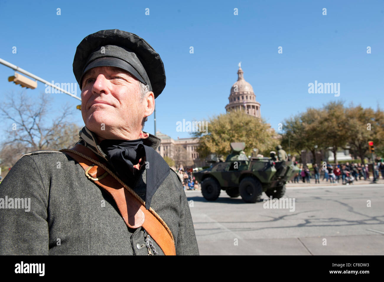 Dressed as a texas soldier hi-res stock photography and images - Alamy