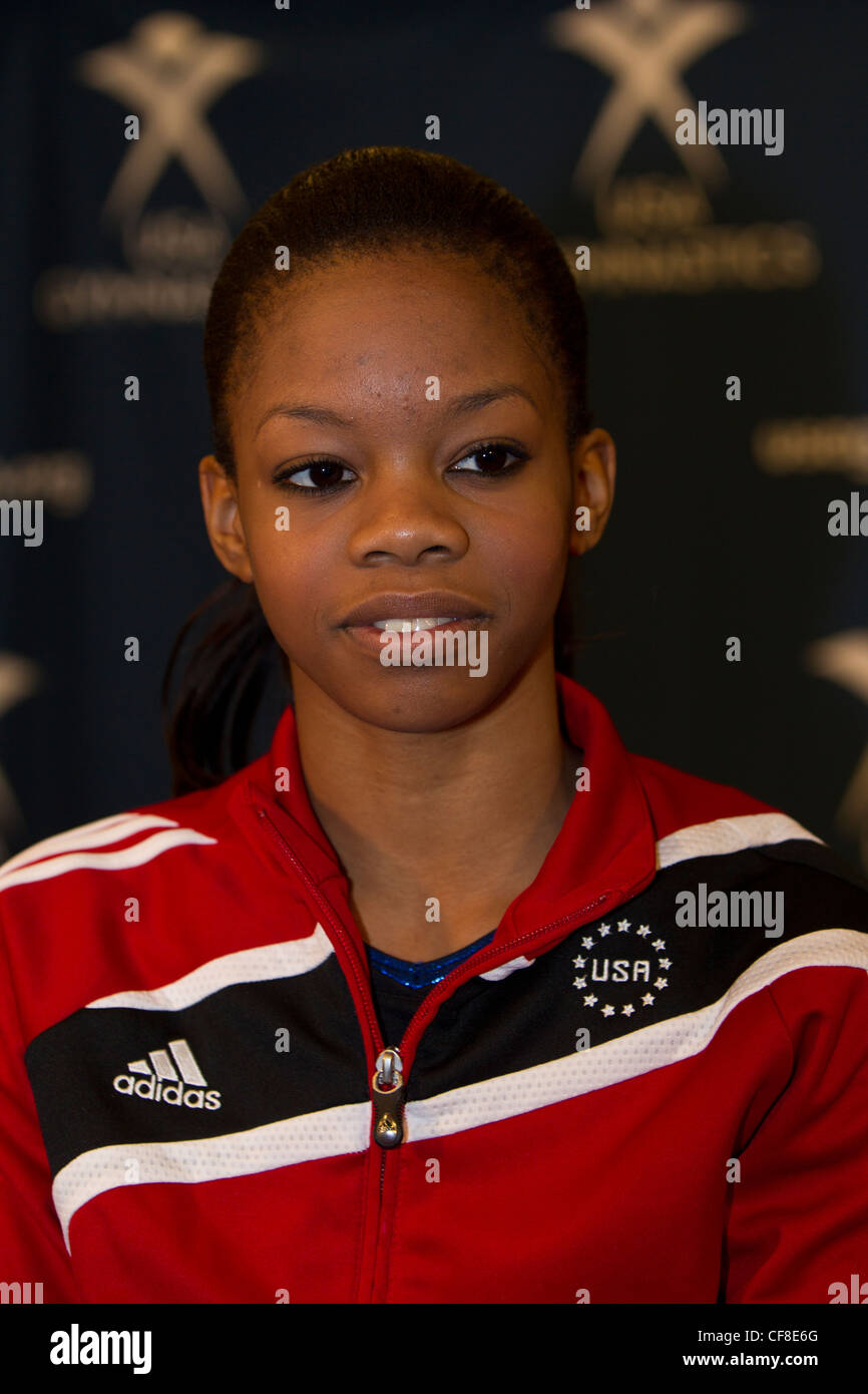 Gabby douglas gymnastics hi-res stock photography and images - Alamy