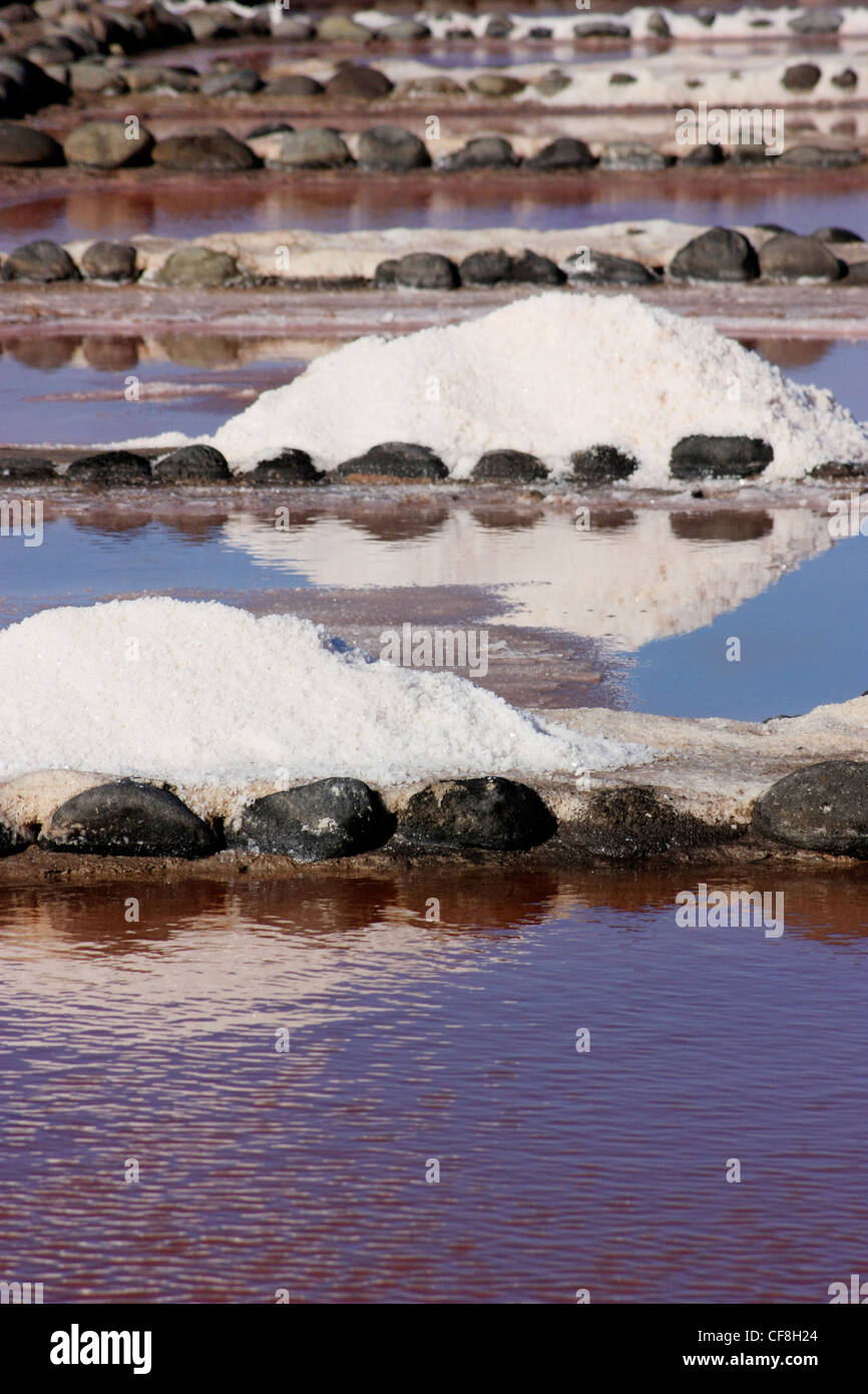 Salt mounds hi-res stock photography and images - Alamy