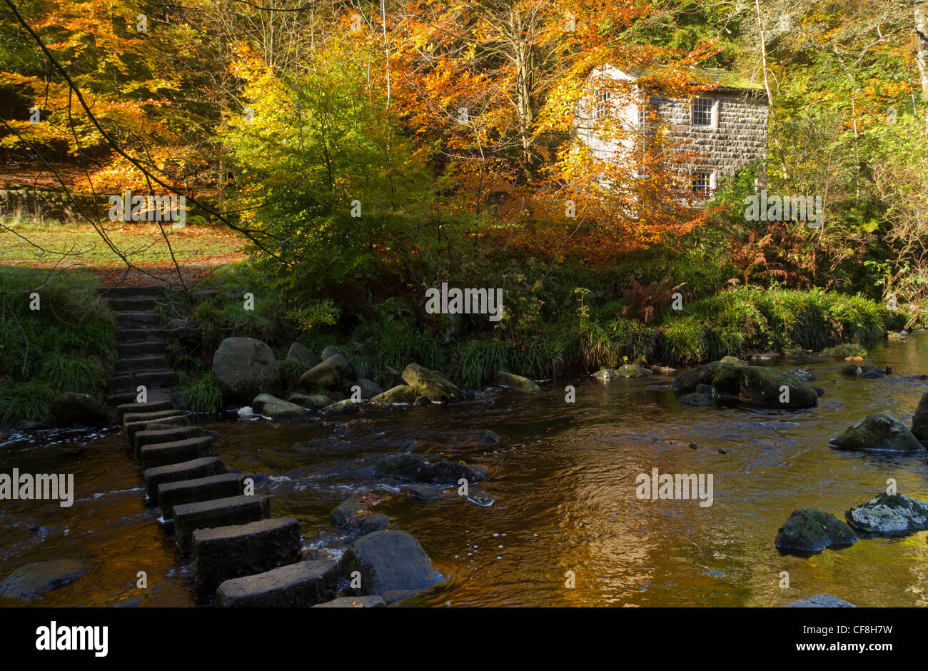 Bridge over hebden water hi-res stock photography and images - Alamy