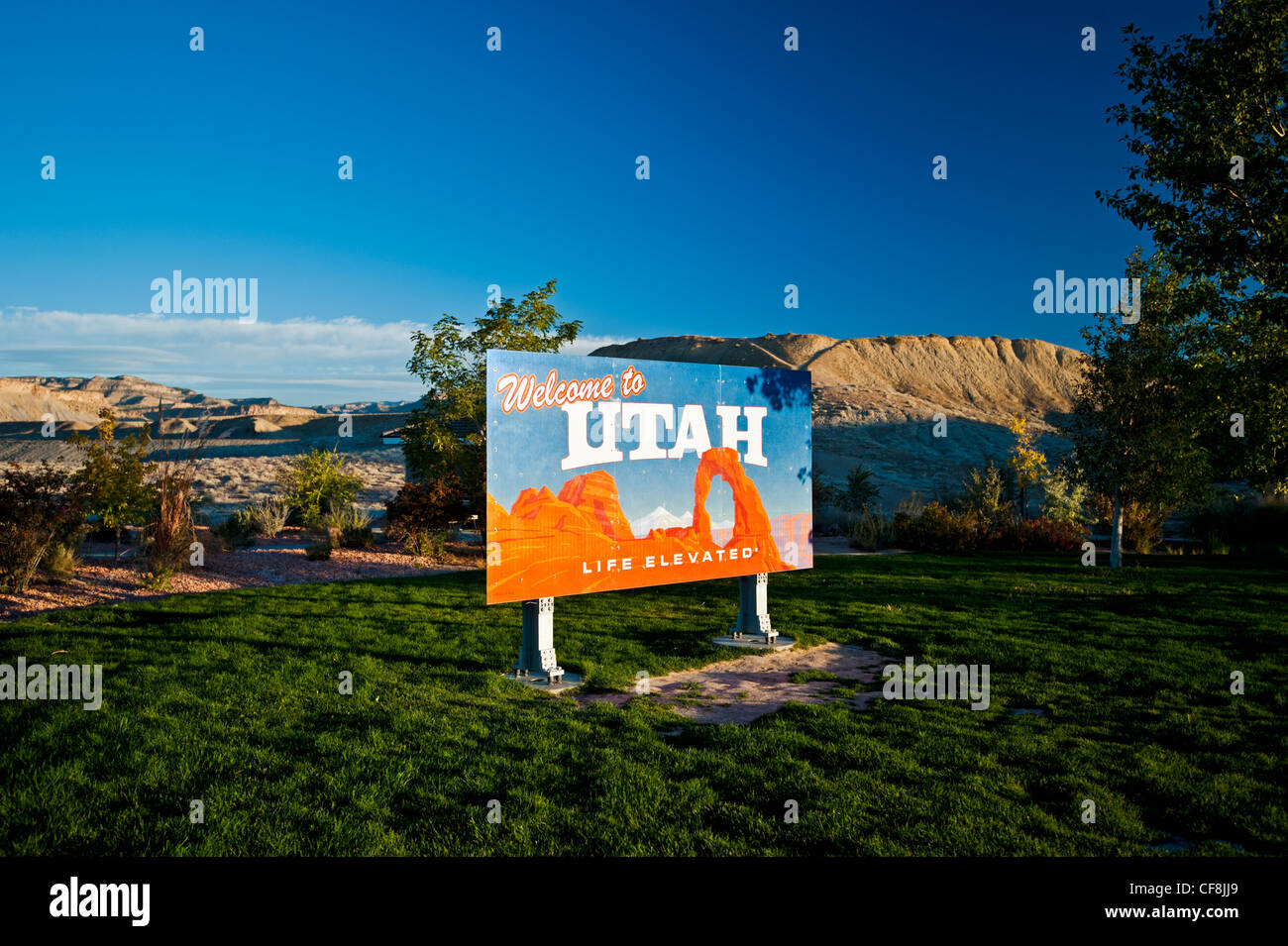 A welcome to Utah sign with matching landscape (room for copy Stock ...