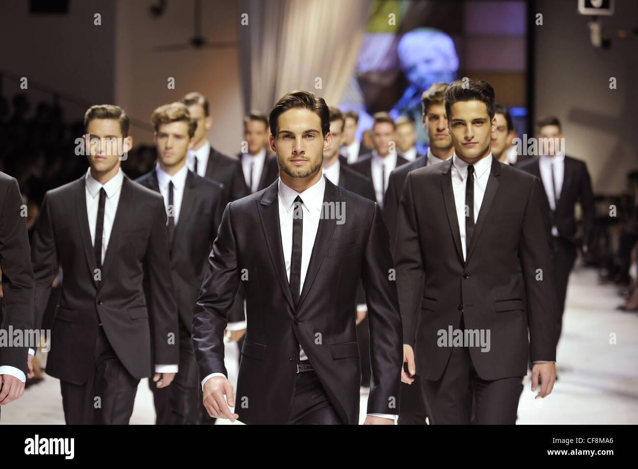 Suit models hi-res stock photography and images - Alamy