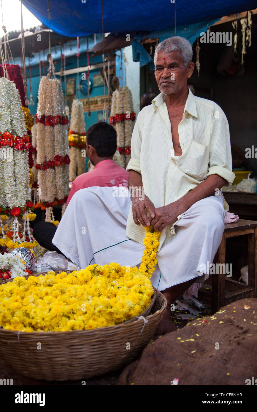 Local man selling flowers hi-res stock photography and images - Alamy