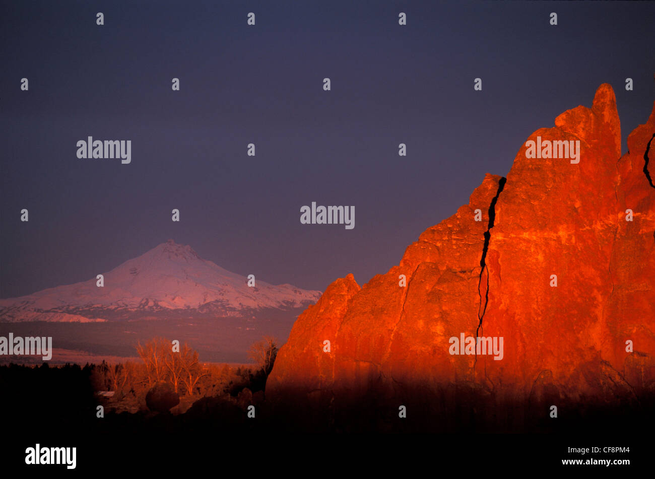 Smith Rock, Mount Jefferson, Oregon, USA, United States, America, State ...