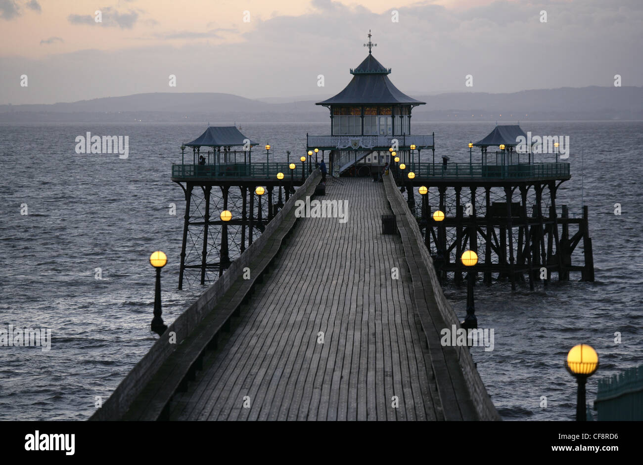 Clevedon Pier Near Bristol Stock Photo - Alamy