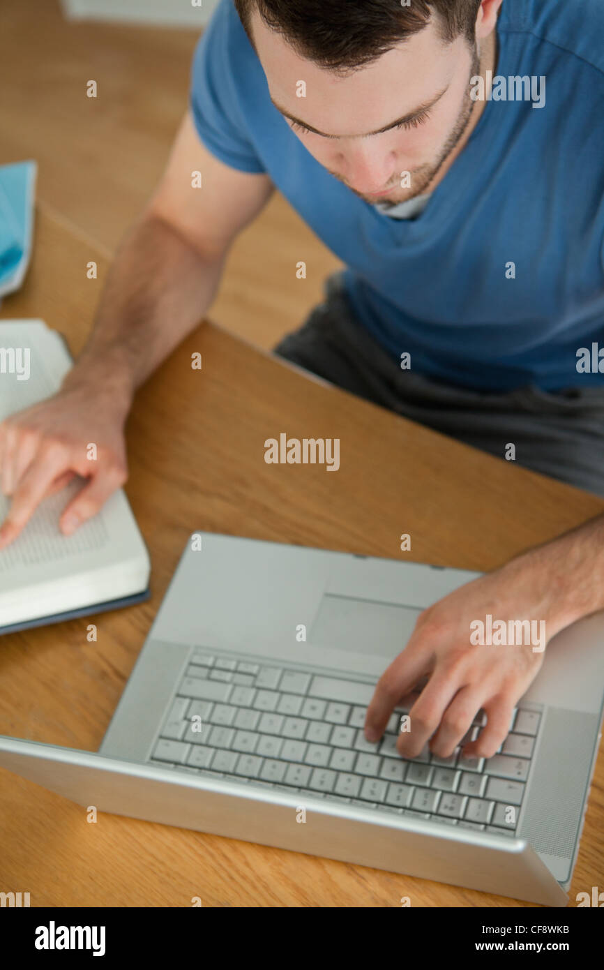 Student looking something up on the internet Stock Photo - Alamy