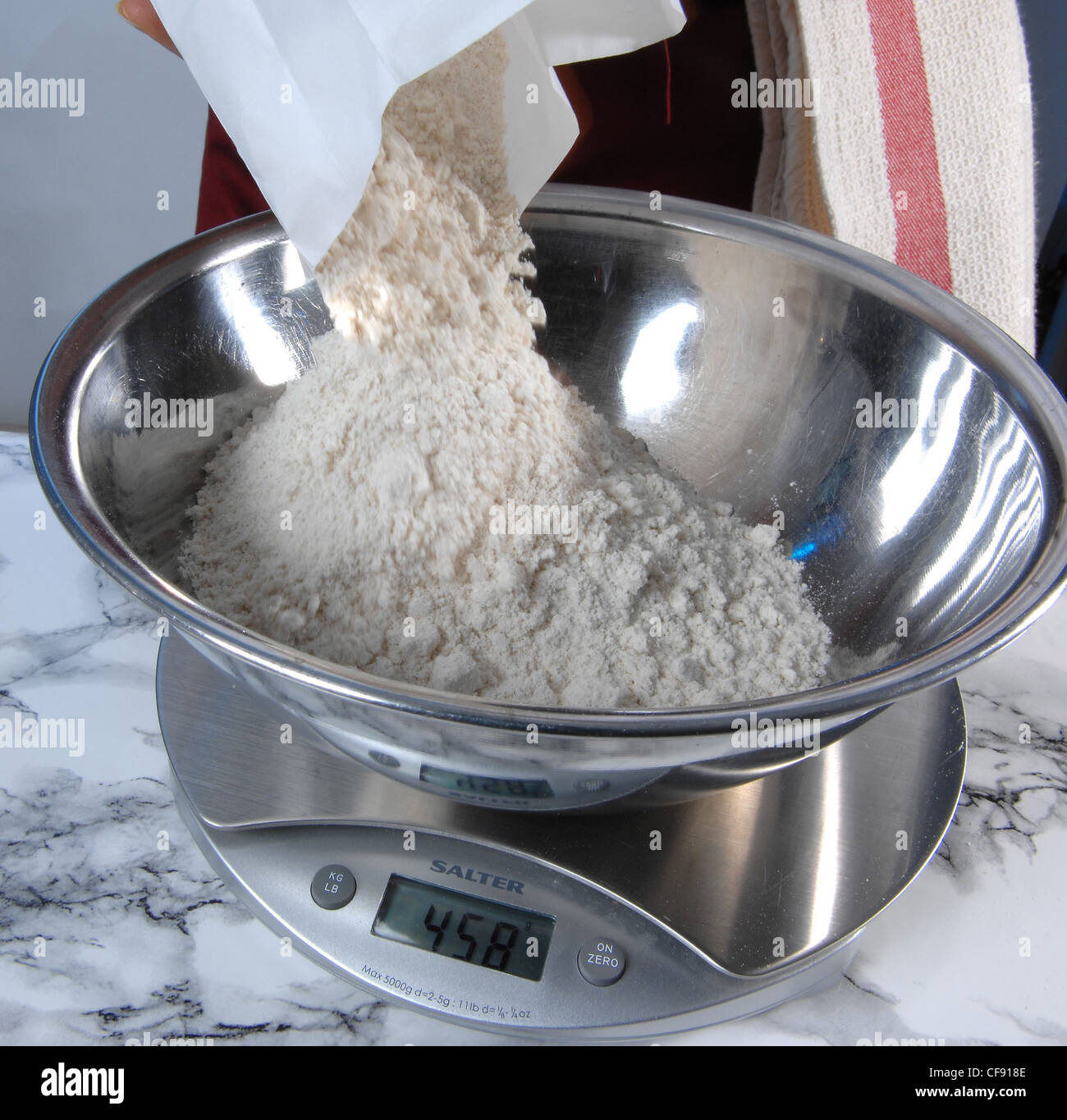 Flour, bowl, scales, cook, kitchen, cuisine Stock Photo - Alamy