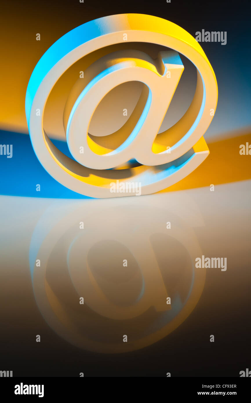 Modern email signature hi-res stock photography and images - Alamy