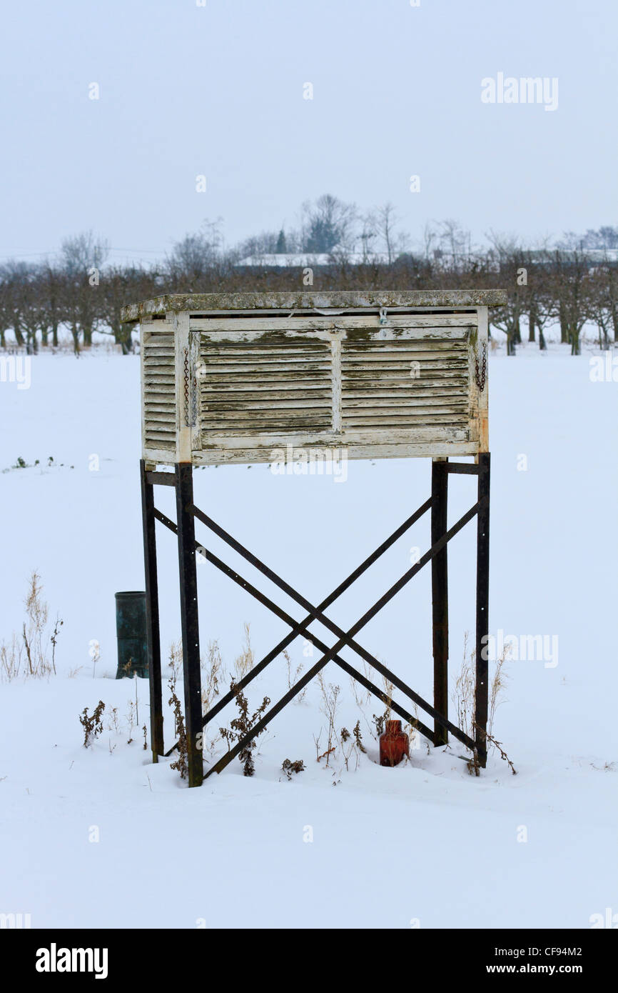 Field weather station in the snow, Suffolk, England Stock Photo - Alamy