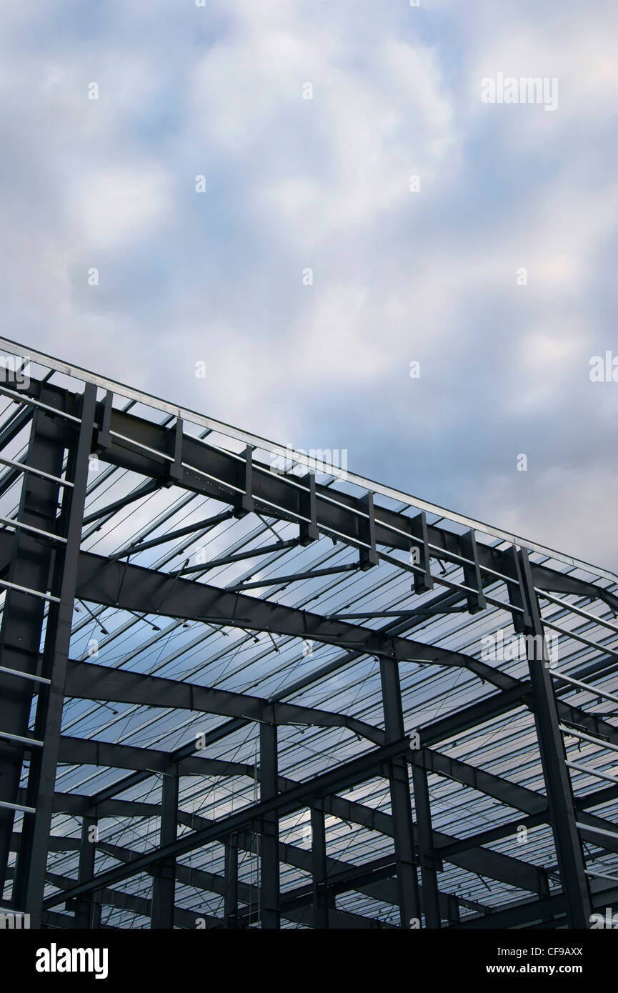 Steel girders in use hi-res stock photography and images - Alamy