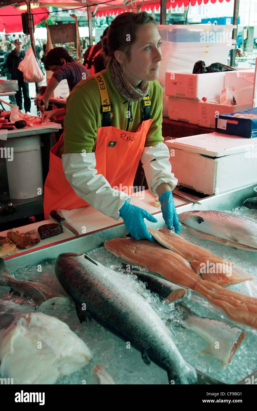 NORWAY Bergen Fish Market stall. Fishmonger Stock Photo - Alamy