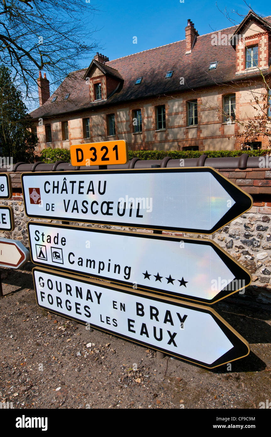 France road sign in normandy hi-res stock photography and images - Alamy