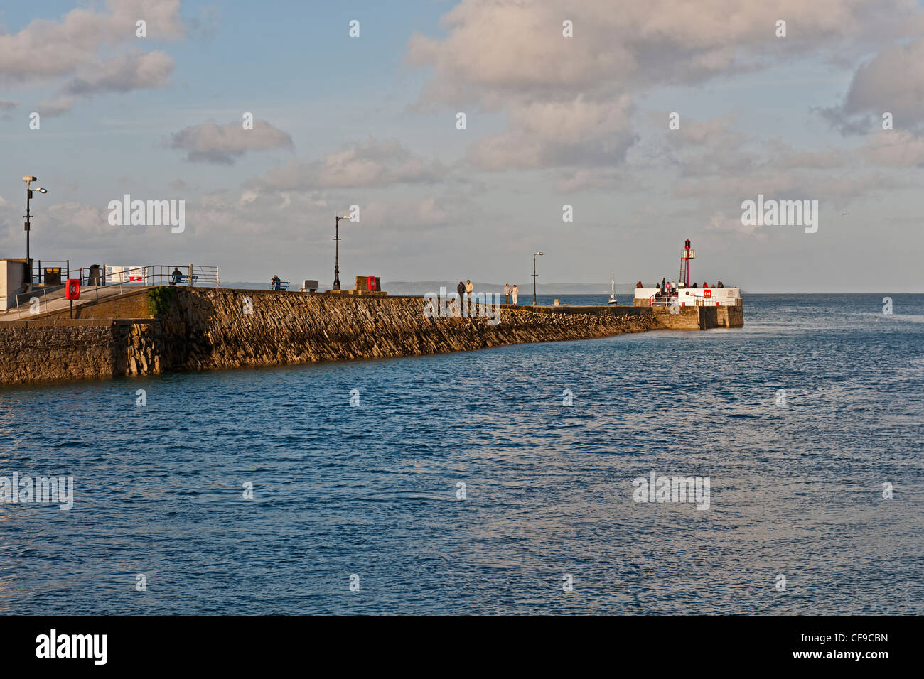 Banjo pier looe cornwall uk hi-res stock photography and images - Alamy