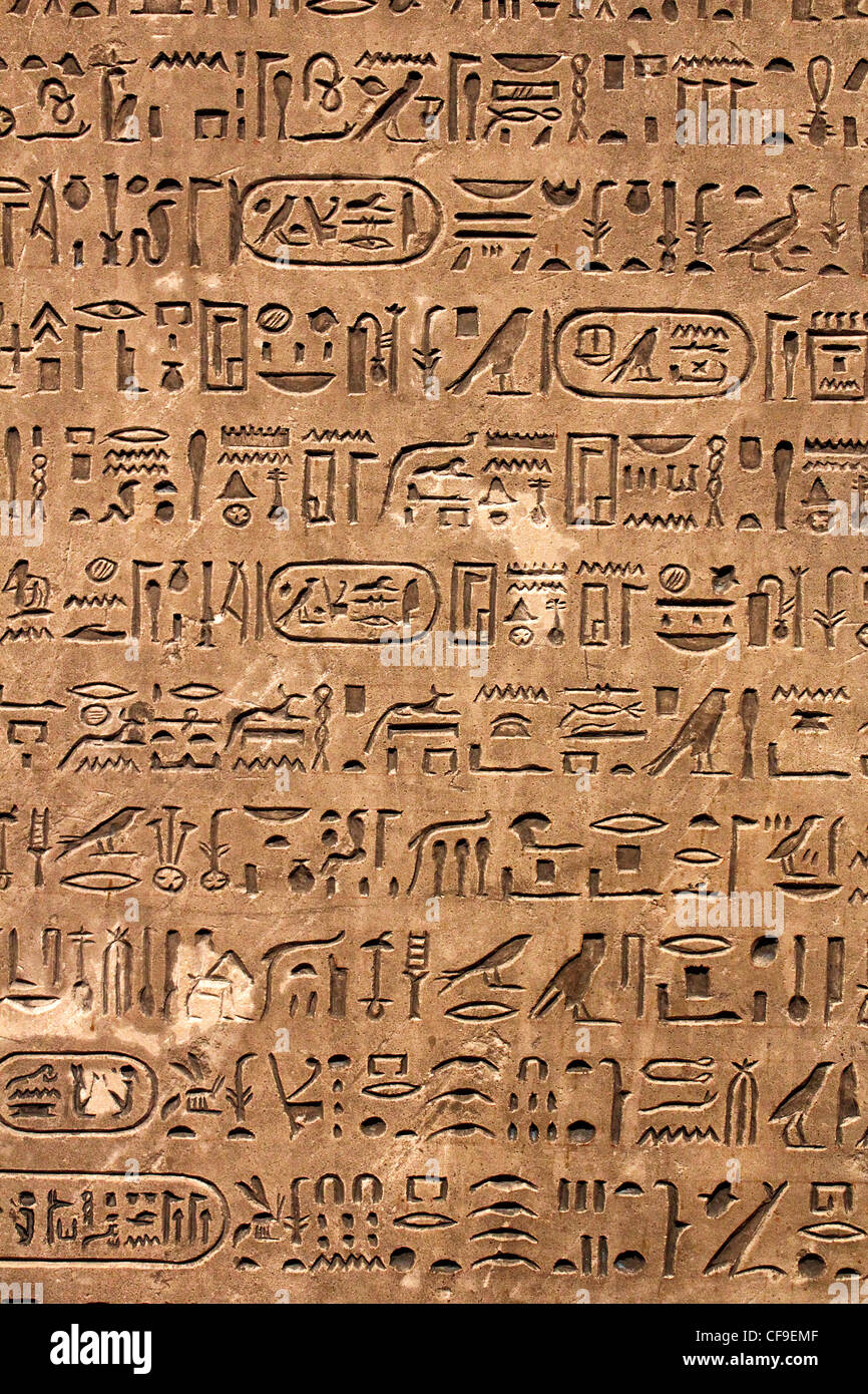 Ancient egyptian hieroglyphics on the wall Stock Photo - Alamy