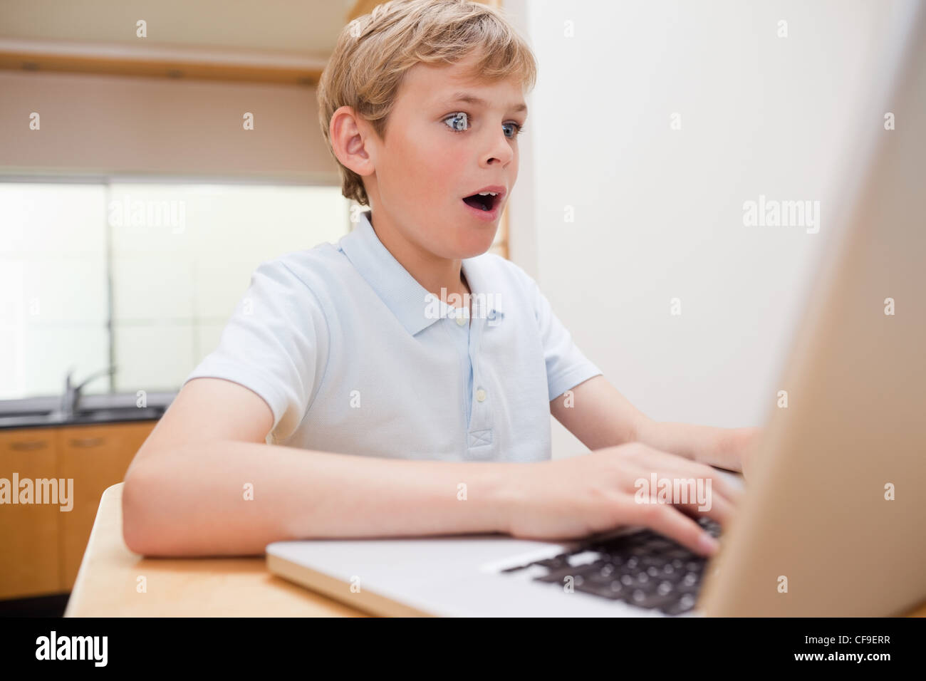 Unsupervised child online hi-res stock photography and images - Alamy