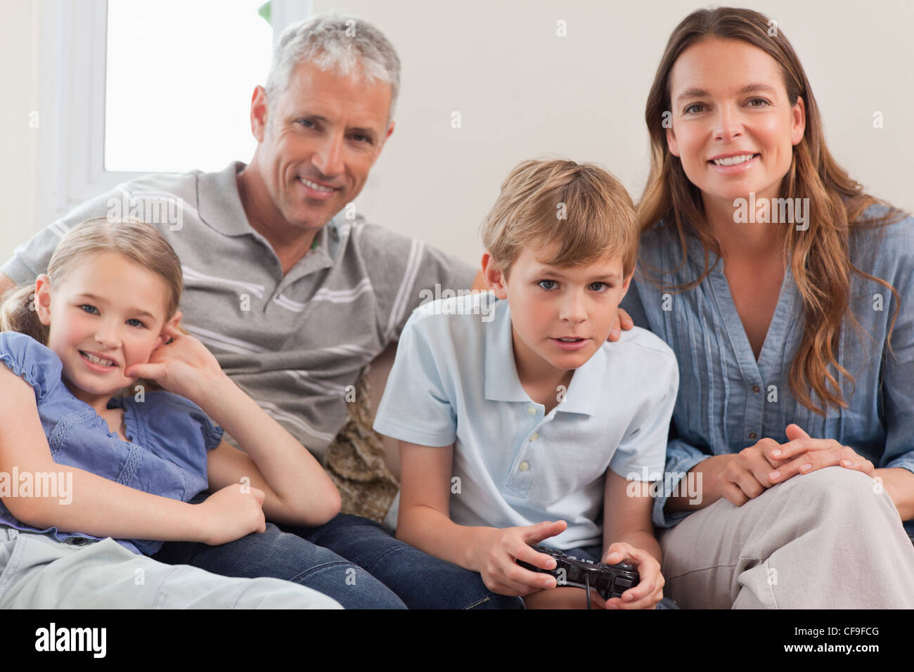 Family games console hi-res stock photography and images - Alamy