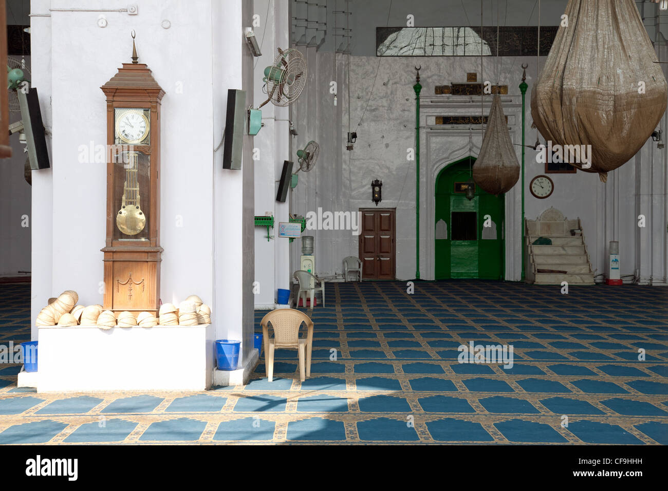 Inside The Mecca Masjid Mosque Hyderabad Stock Photo - Alamy