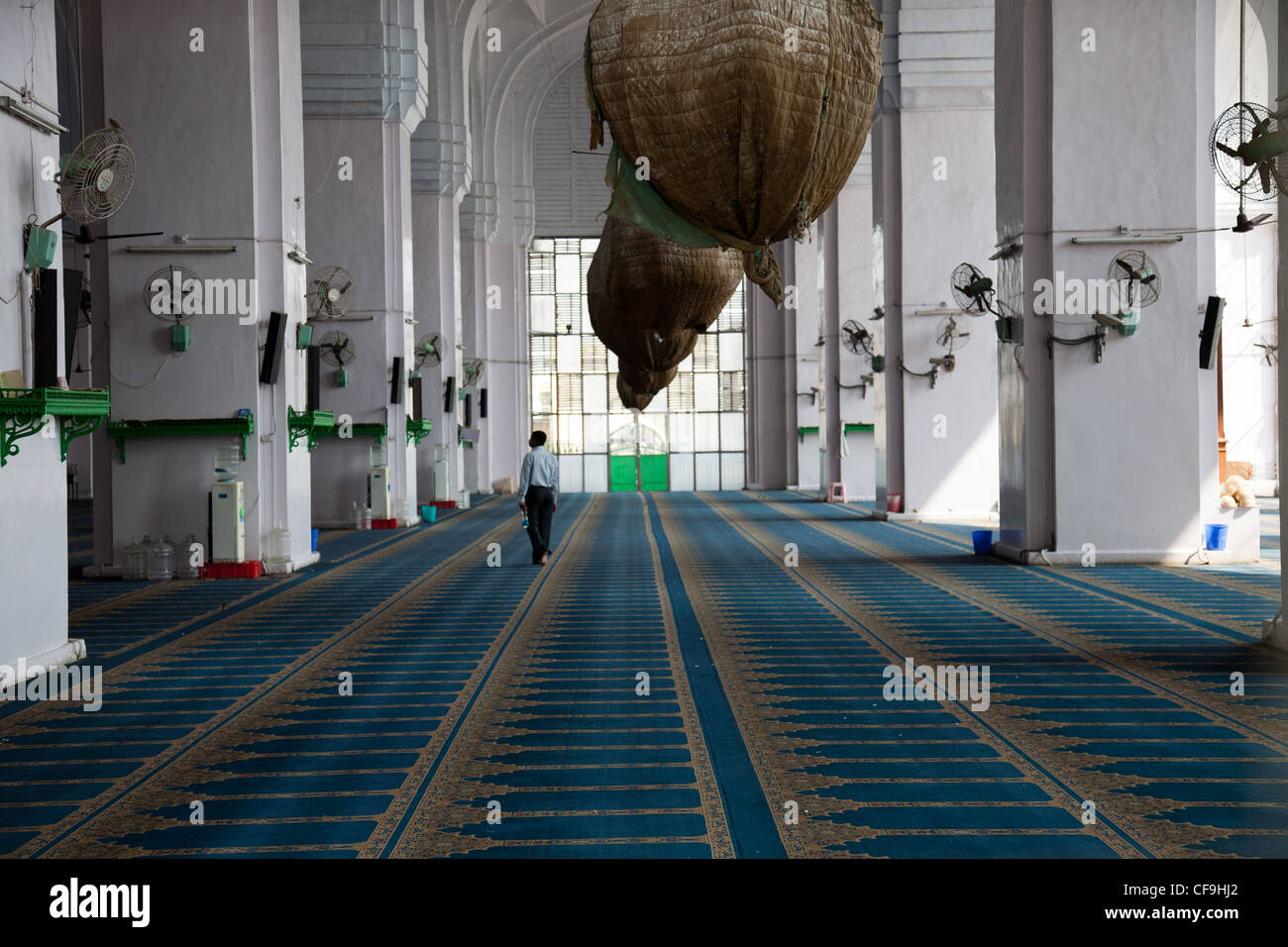 Inside The Mecca Masjid Mosque Hyderabad Stock Photo - Alamy