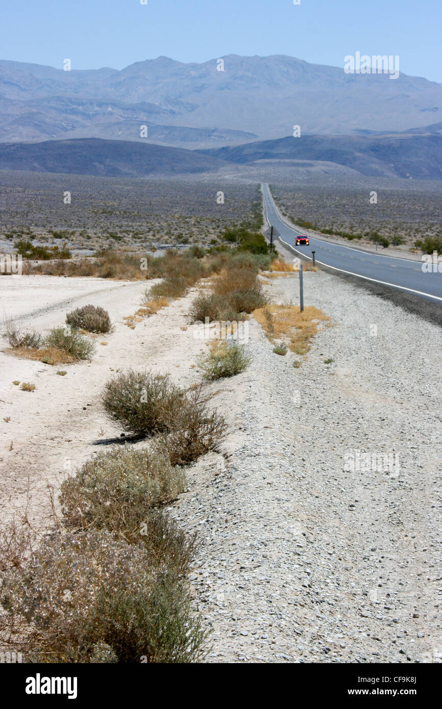 Car driving along road hi-res stock photography and images - Alamy
