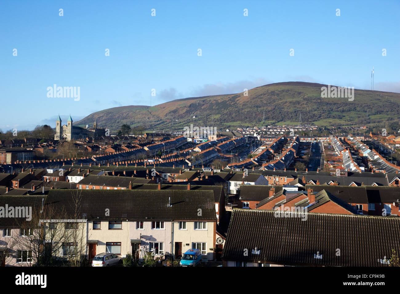 Ardoyne belfast northern ireland uk hi-res stock photography and images ...