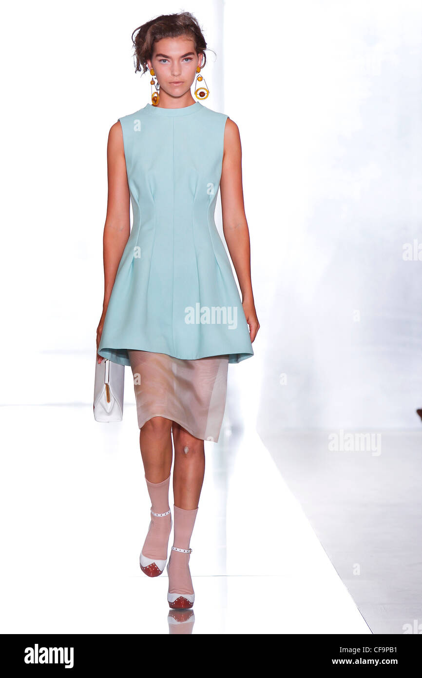 Marni Milan Ready to WearSpringSummer 2012 Stock Photo - Alamy