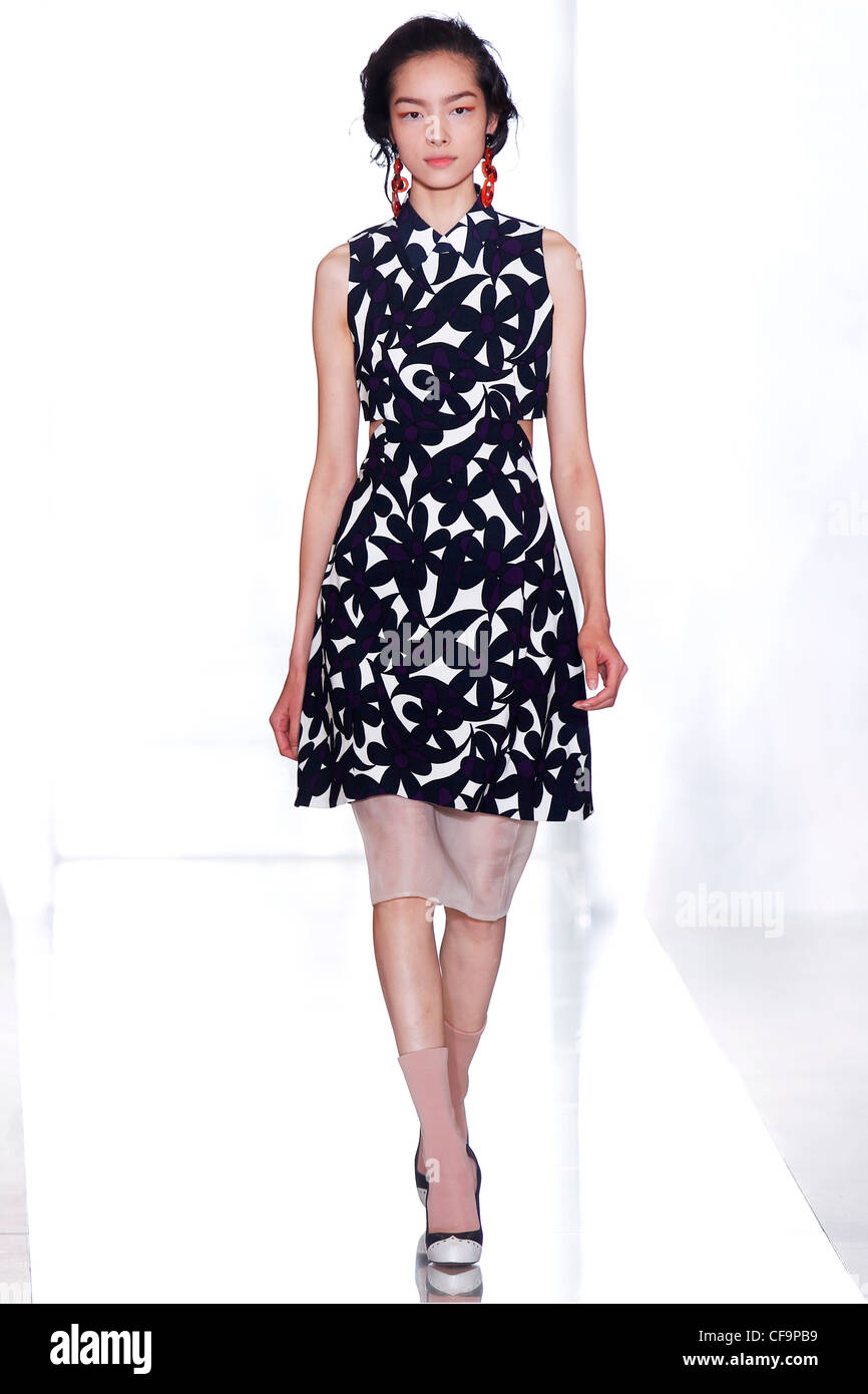 Marni Milan Ready to WearSpringSummer 2012 Stock Photo - Alamy