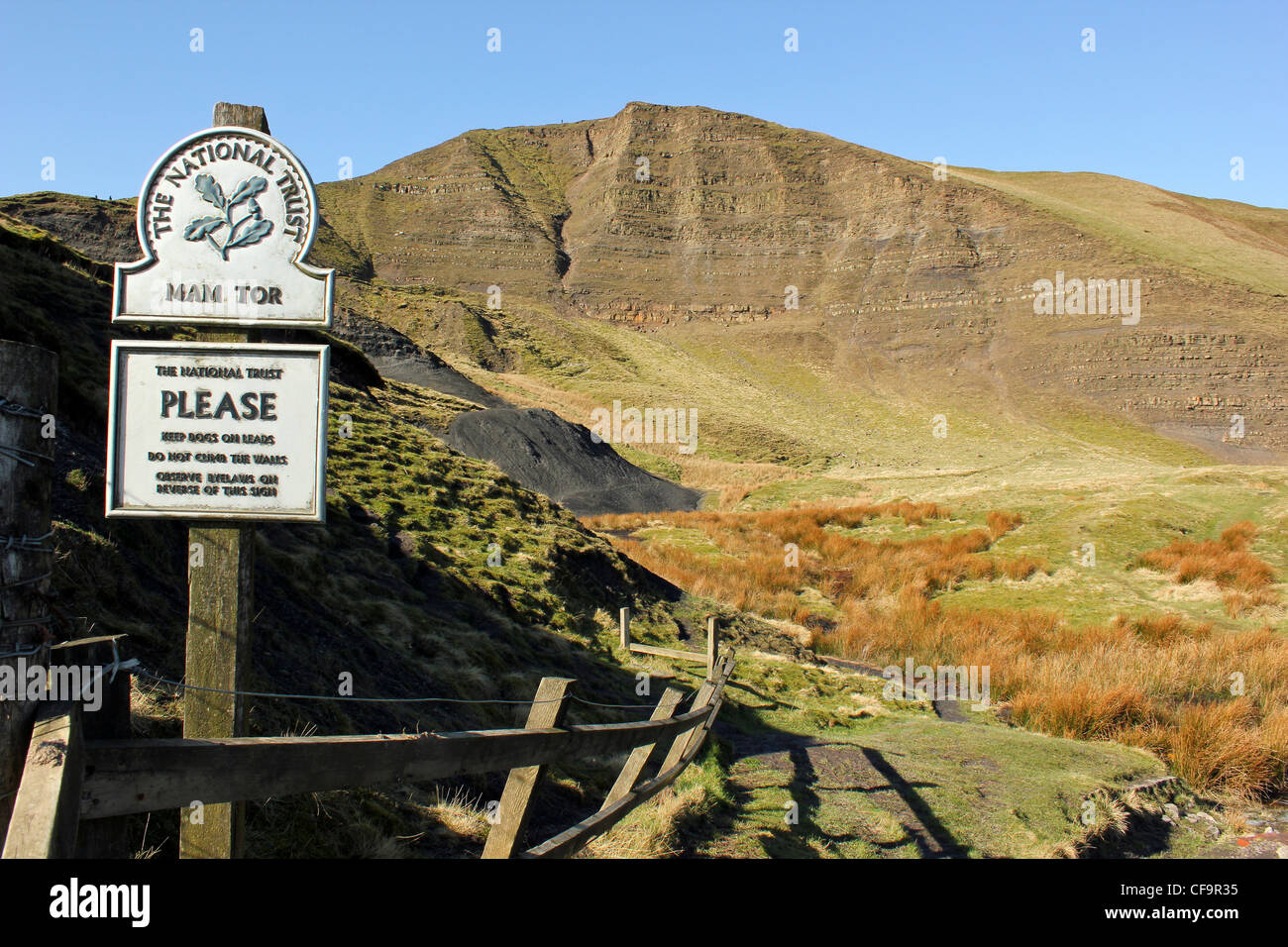 Mam Tor, Near Castleton, Peak District National Park, Derbyshire ...