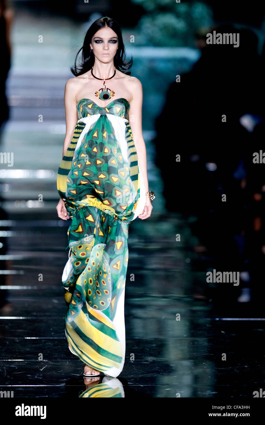 Roberto Cavalli Milan Ready to Wear Spring Summer Italian model ...