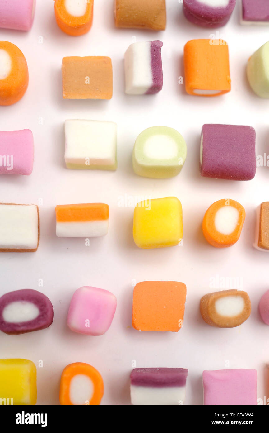 Dolly mixture in a grid Stock Photo - Alamy