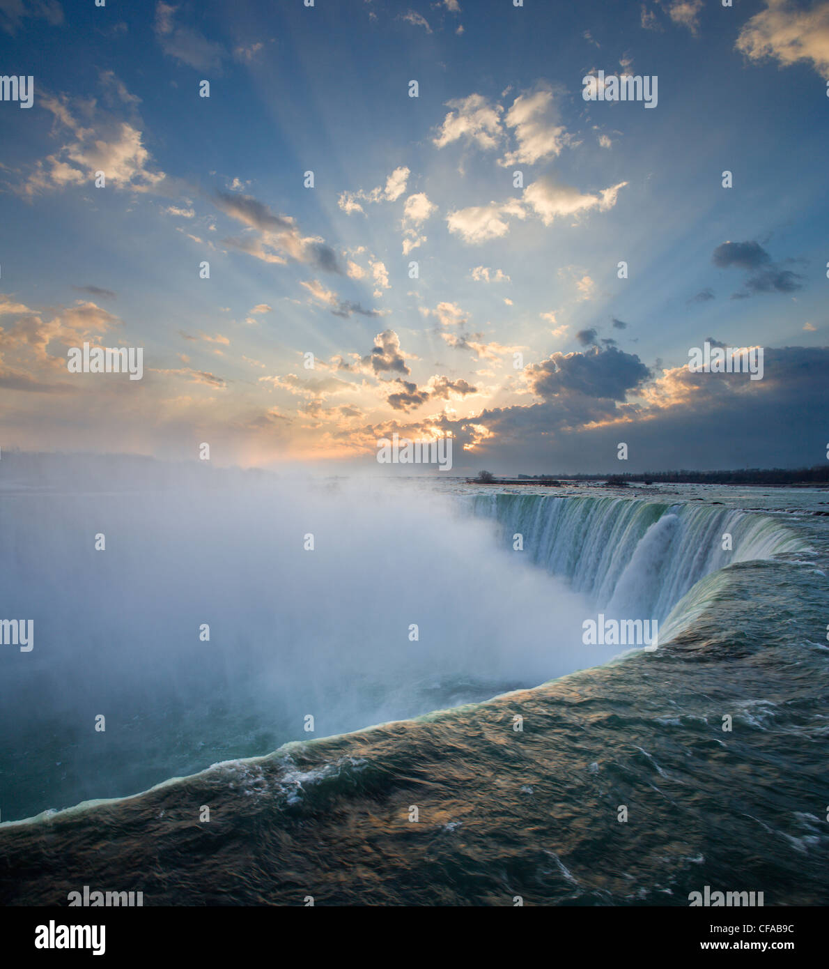 Table rock niagara falls hi-res stock photography and images - Alamy