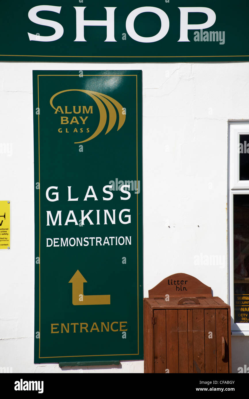 Alum bay glass shop hi-res stock photography and images - Alamy