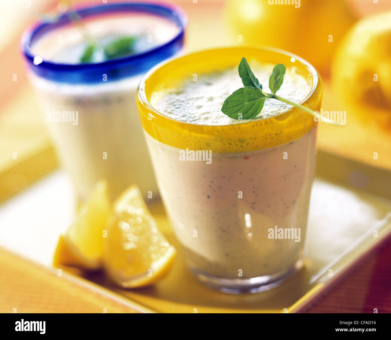 Mint milk shake hi-res stock photography and images - Alamy