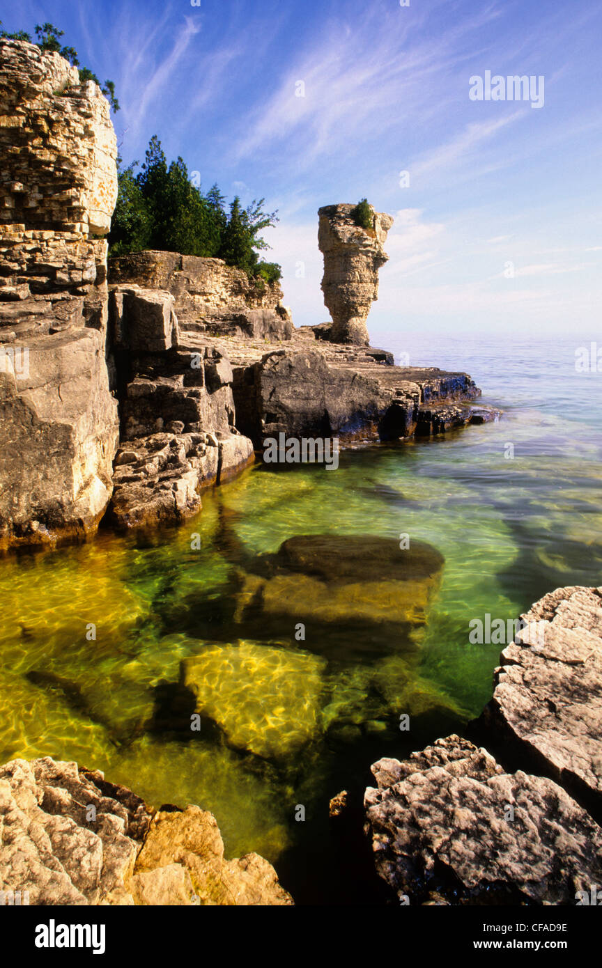 The flowerpot rock formation clear water Georgian Stock Photo - Alamy