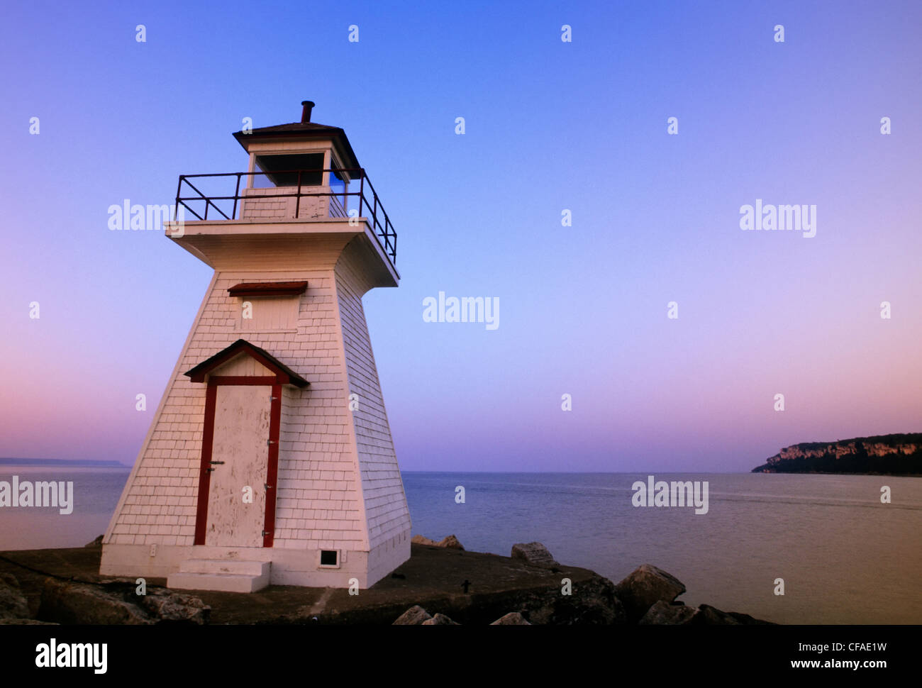 Lion's Head Lighthouse on Georgian Bay, Bruce Peninsula, Ontario ...
