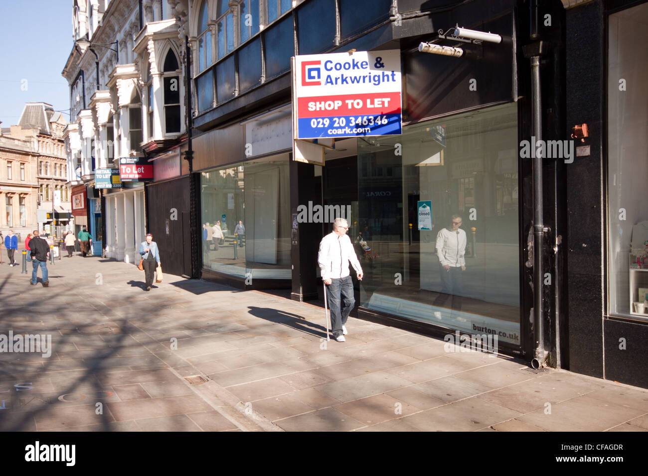 empty shop premises,recession,economic downturn Stock Photo - Alamy