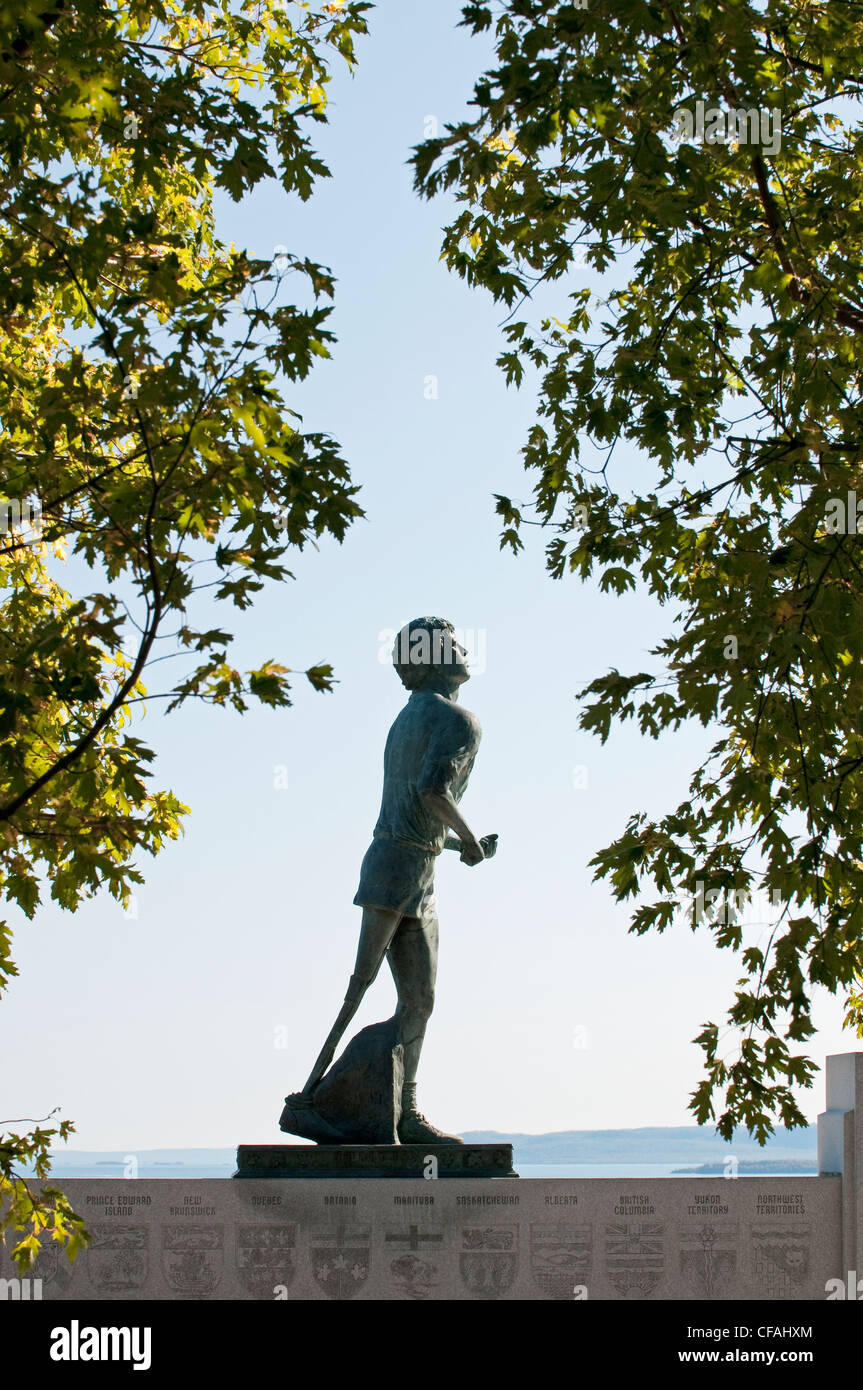 Terry fox memorial statue hi-res stock photography and images - Alamy
