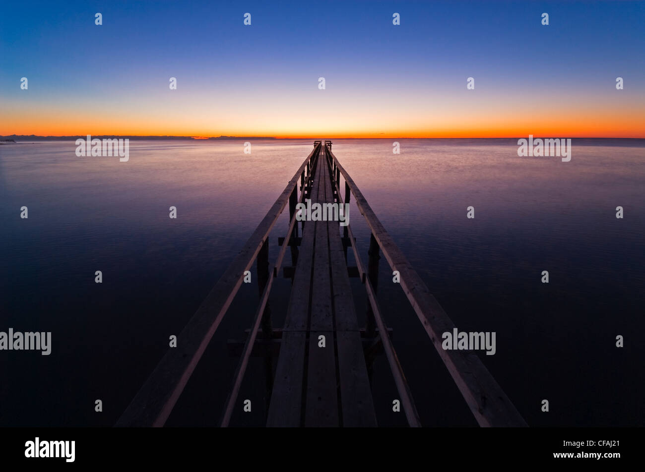Lake Winnipeg Stick Pier, Matlock, Manitoba, Canada Stock Photo - Alamy