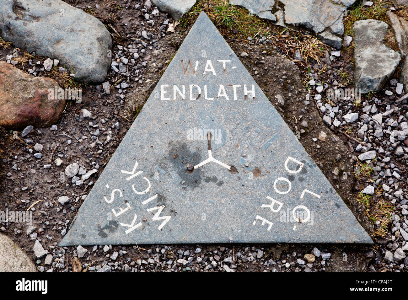 Triangular waymarker in the Watendlath Valley near Keswick, Lake ...