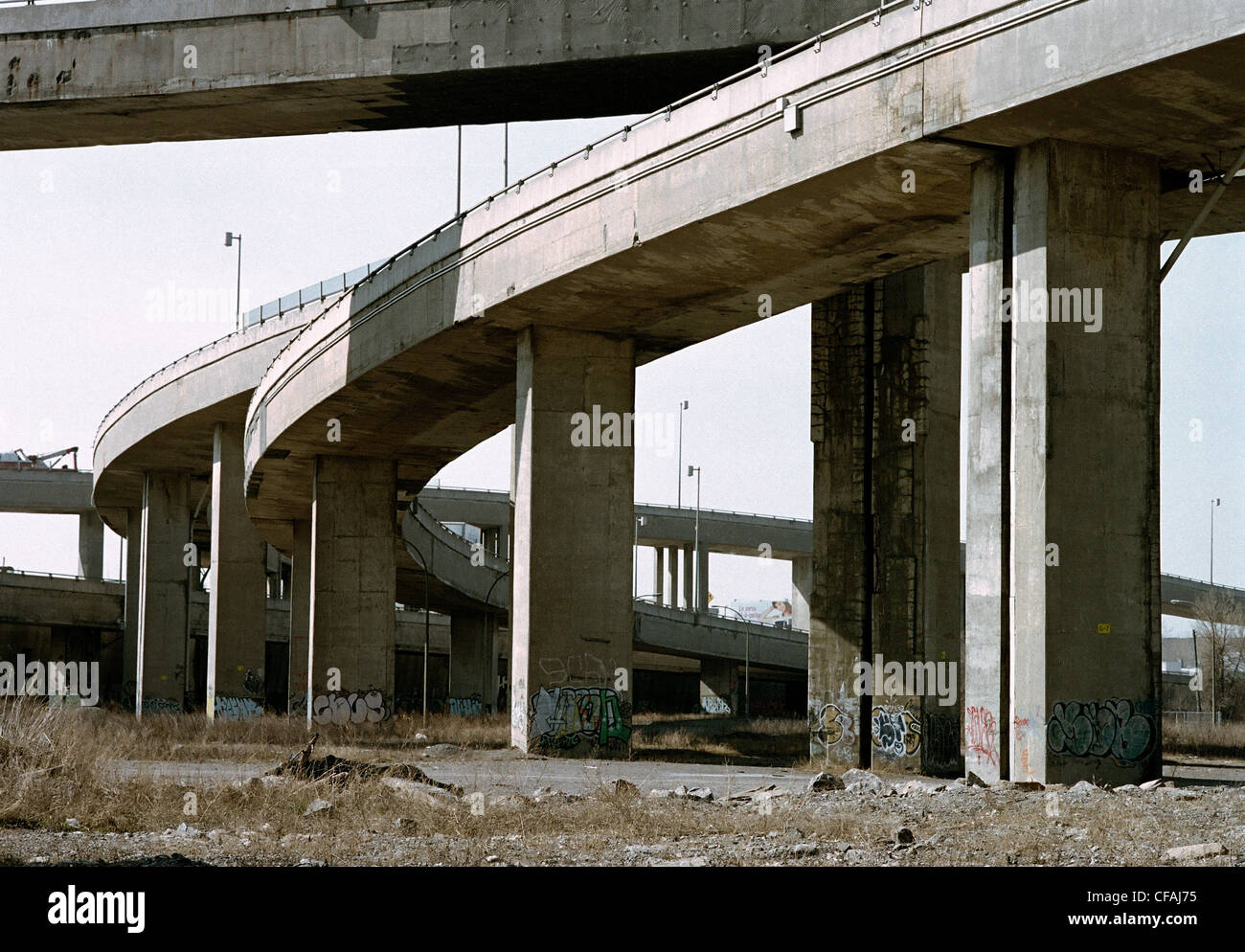 Details cement overpass highway hi-res stock photography and images - Alamy