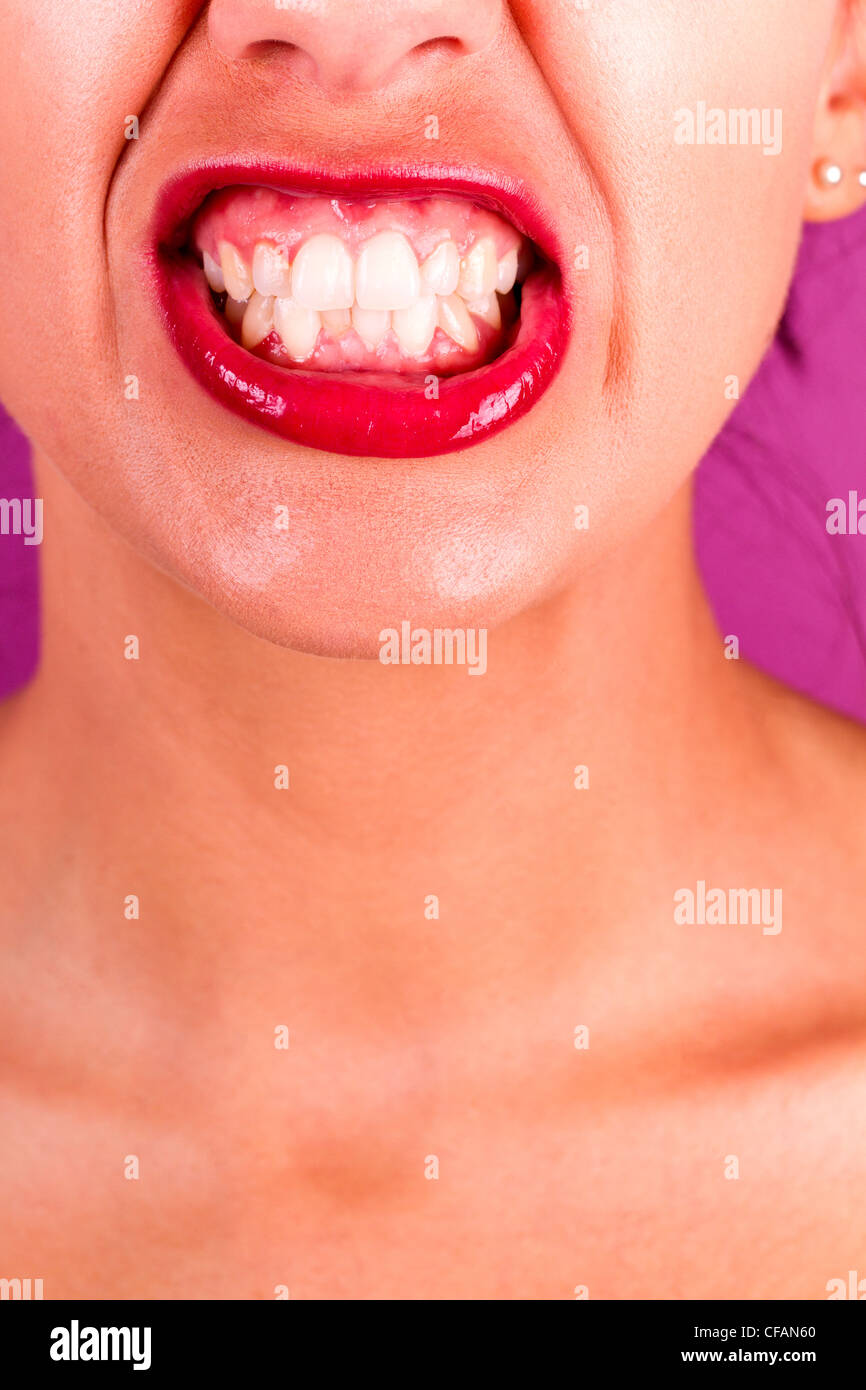Cringing woman hi-res stock photography and images - Alamy