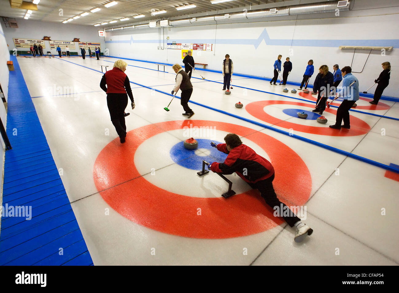 Curling rink hi-res stock photography and images - Alamy