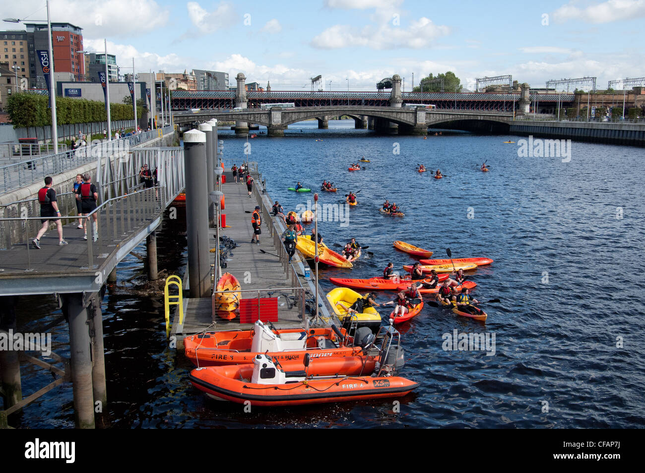 Rat race glasgow hi-res stock photography and images - Alamy