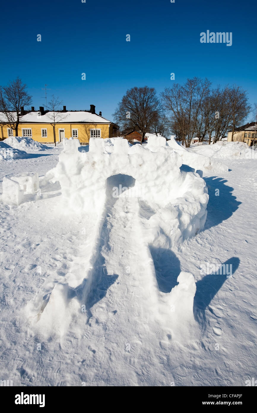 Snow castle hi-res stock photography and images - Alamy