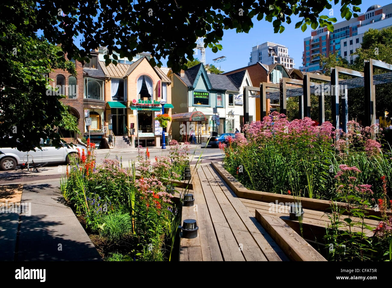 Environmental park in Yorkville, Toronto, Ontario, Canada Stock Photo ...
