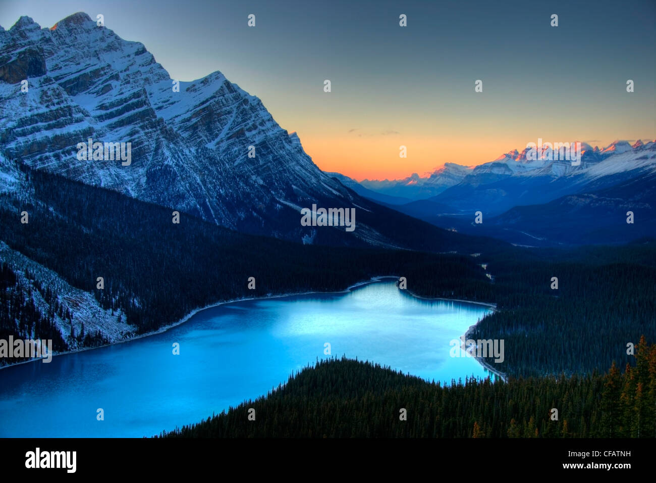 Aerial view of Peyto Lake at sunset, Banff National Park, Alberta ...