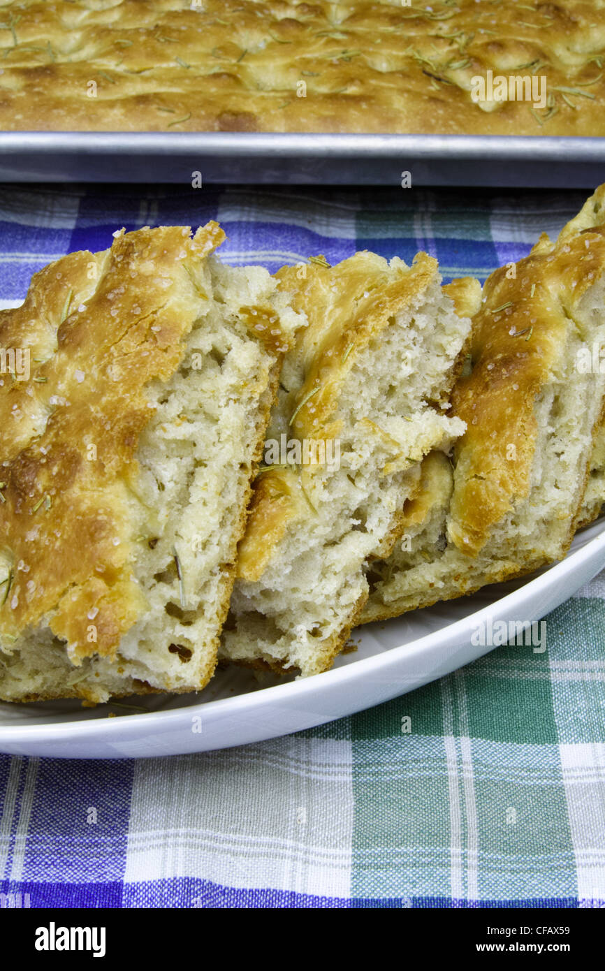 Tray focaccia hi-res stock photography and images - Alamy