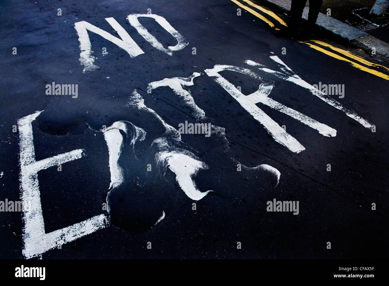 Sign melted hi-res stock photography and images - Alamy