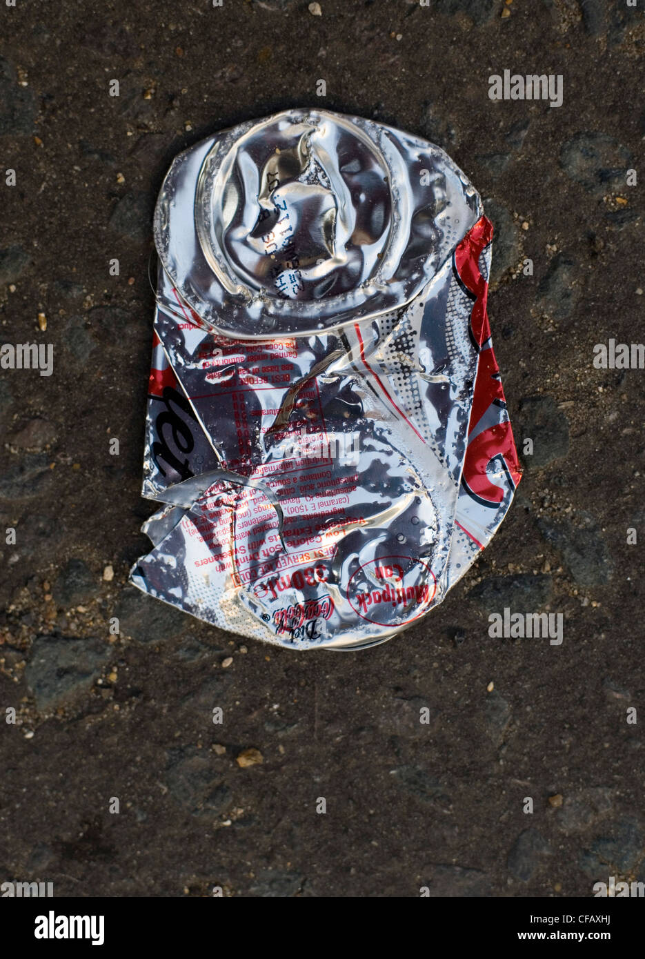Crushed coke can hi-res stock photography and images - Alamy