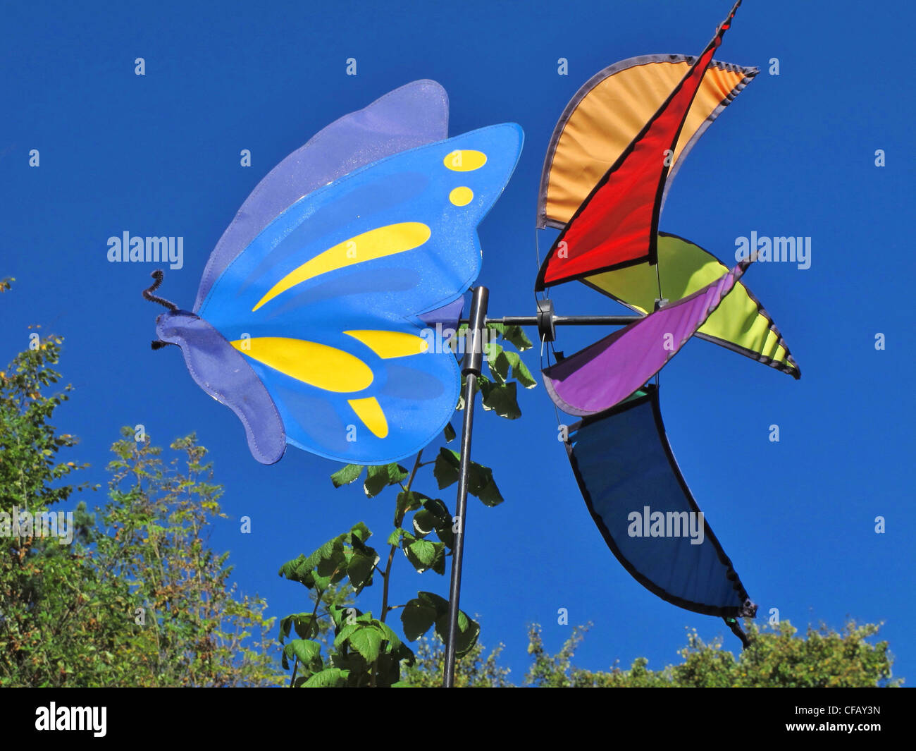 Wind turbine, garden wind turbine, wind play, figure, sky, blue, bushes ...