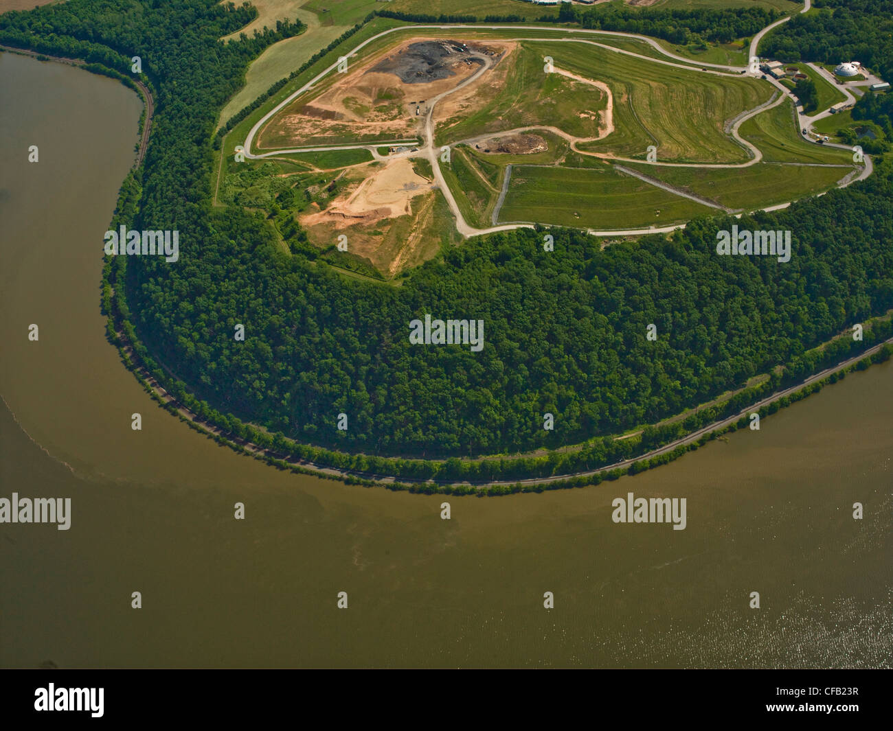 Solid waste recycling plant Stock Photo - Alamy